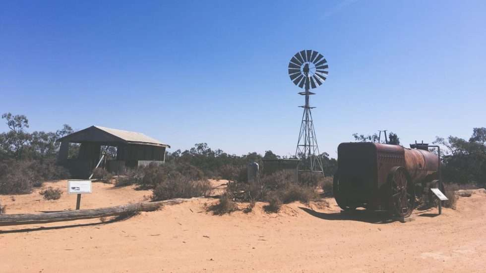 5 Must Do Outback Trips From Sydney