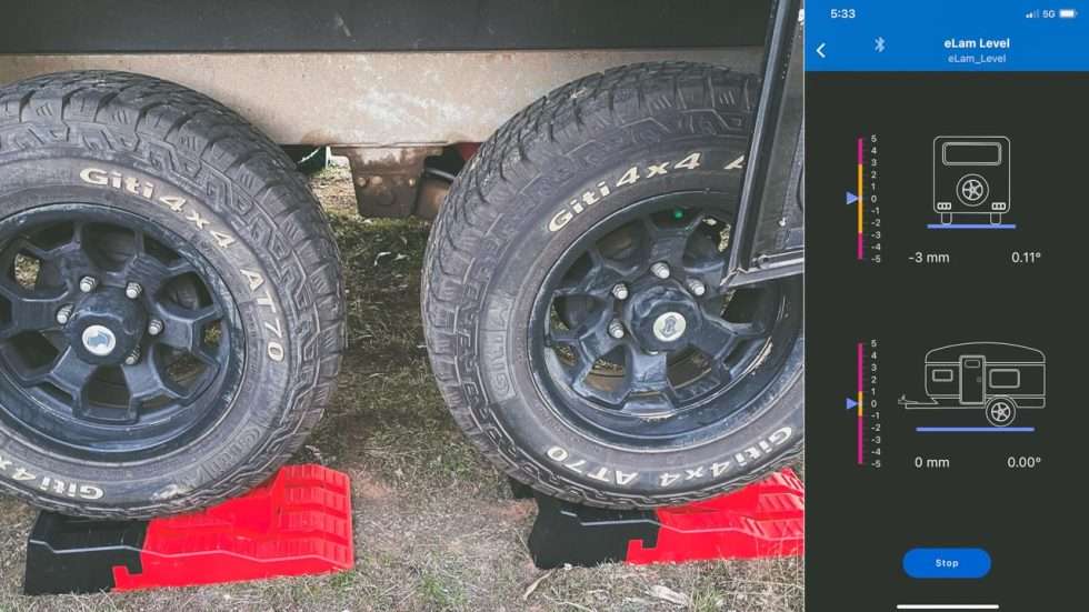 Using Caravan Levelling Ramps With The eLam Level App